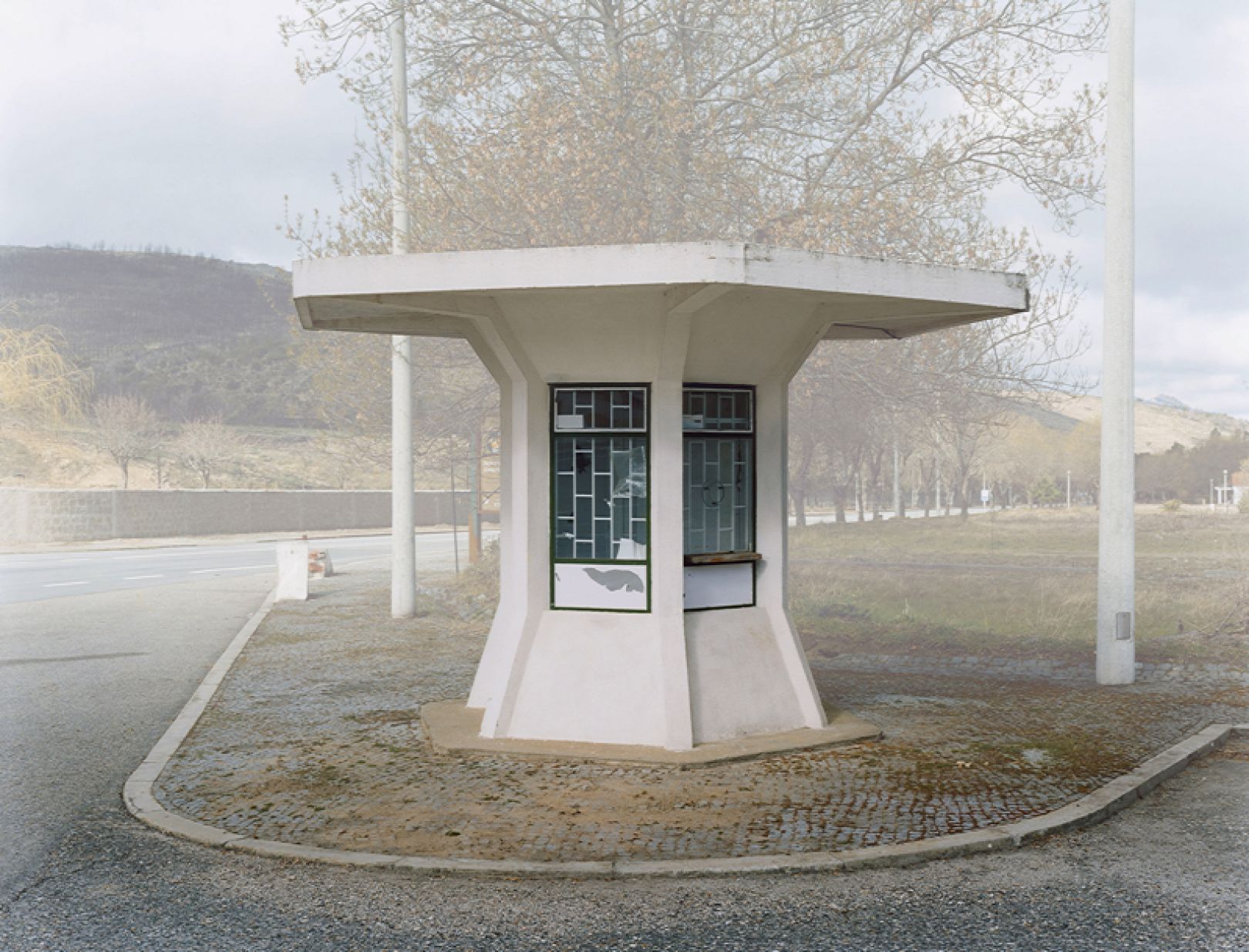 Abandoned Checkpoints: Photographer documents Europe's forgotten ...