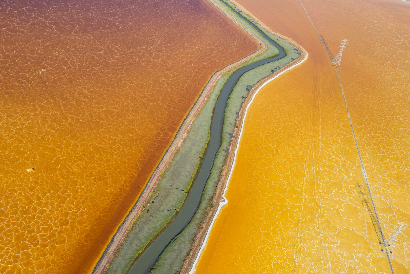 Aerial photographs that show our love and obsession of water | Creative ...