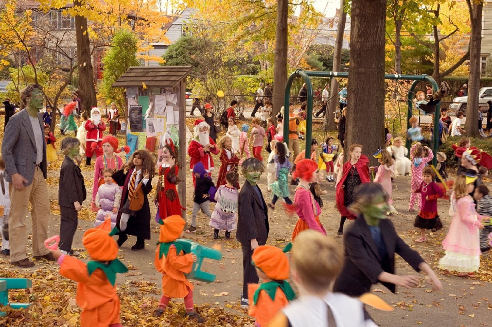 Selected People: Photographer merges hundreds of images to create a ...