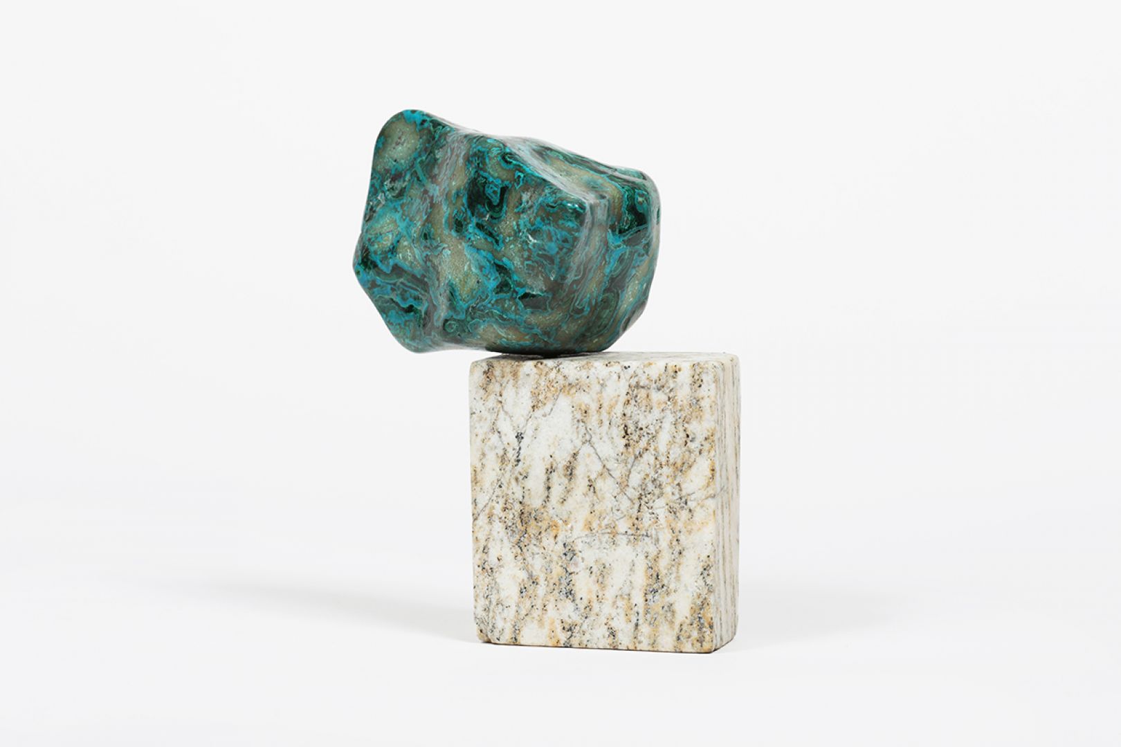 The Paperweight Show: 100 unusual paperweights that push the boundaries ...