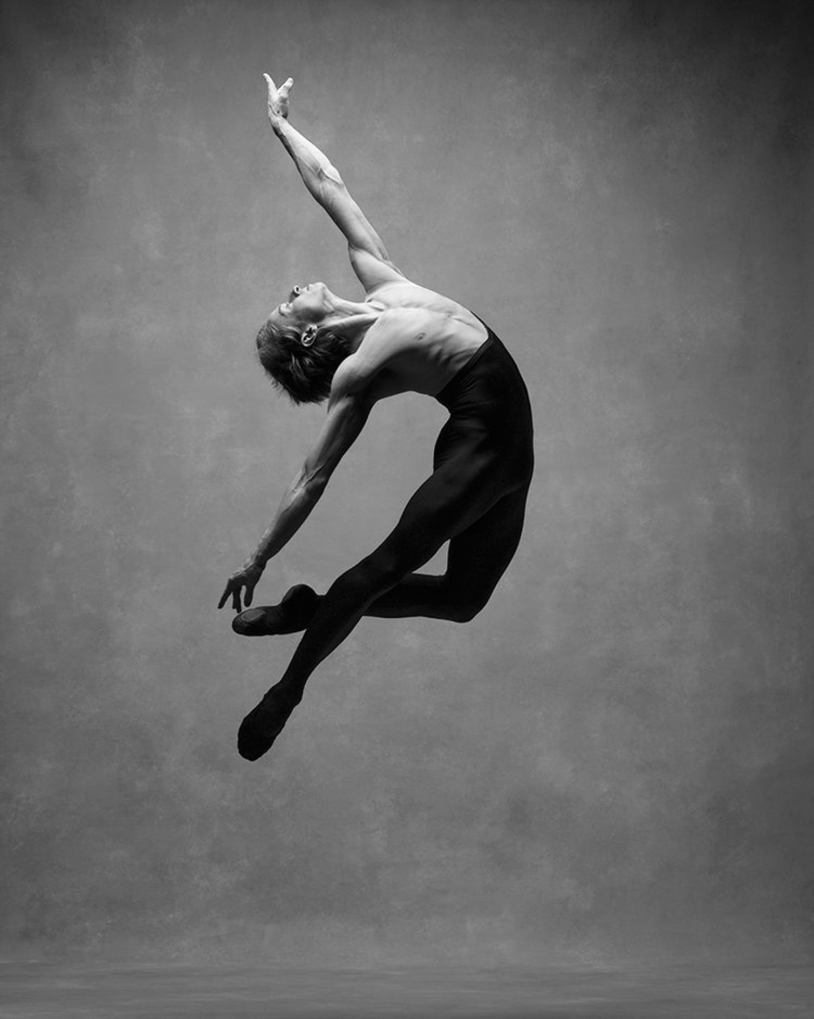 The Art of Movement: Breathtaking photographs of incredible dancers in ...