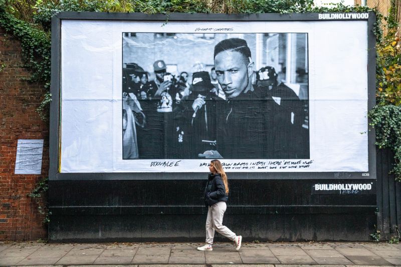 Vincent Chapters captures the everyday beauty of London life in new ...