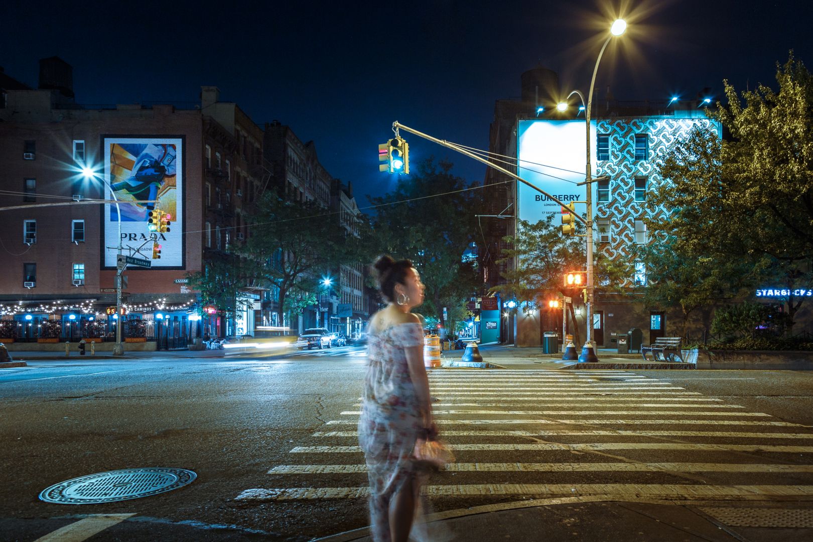 Photographs of New York at night reveal a thousand personal stories ...