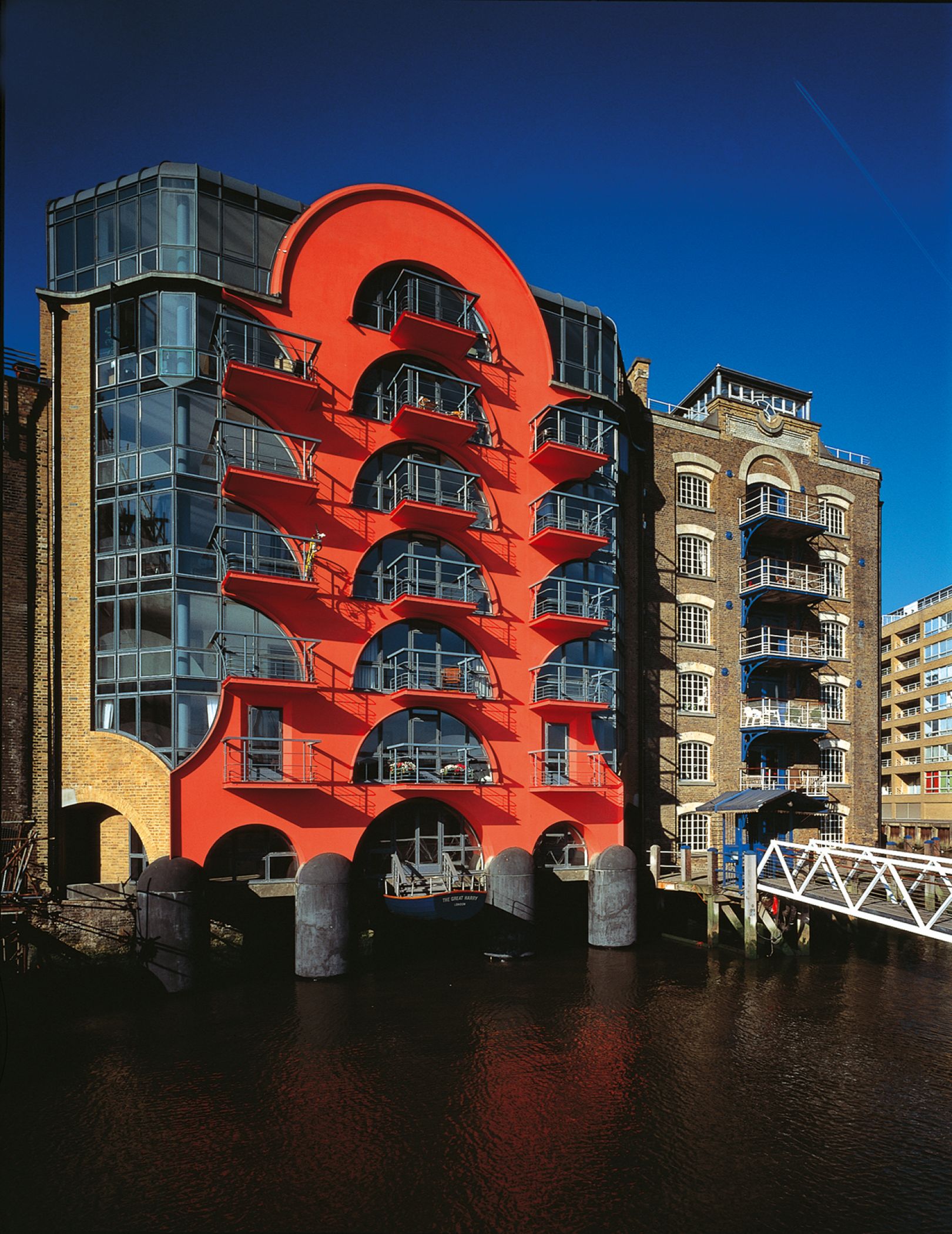 The Return of the Past: New show explores Postmodernism in British ...
