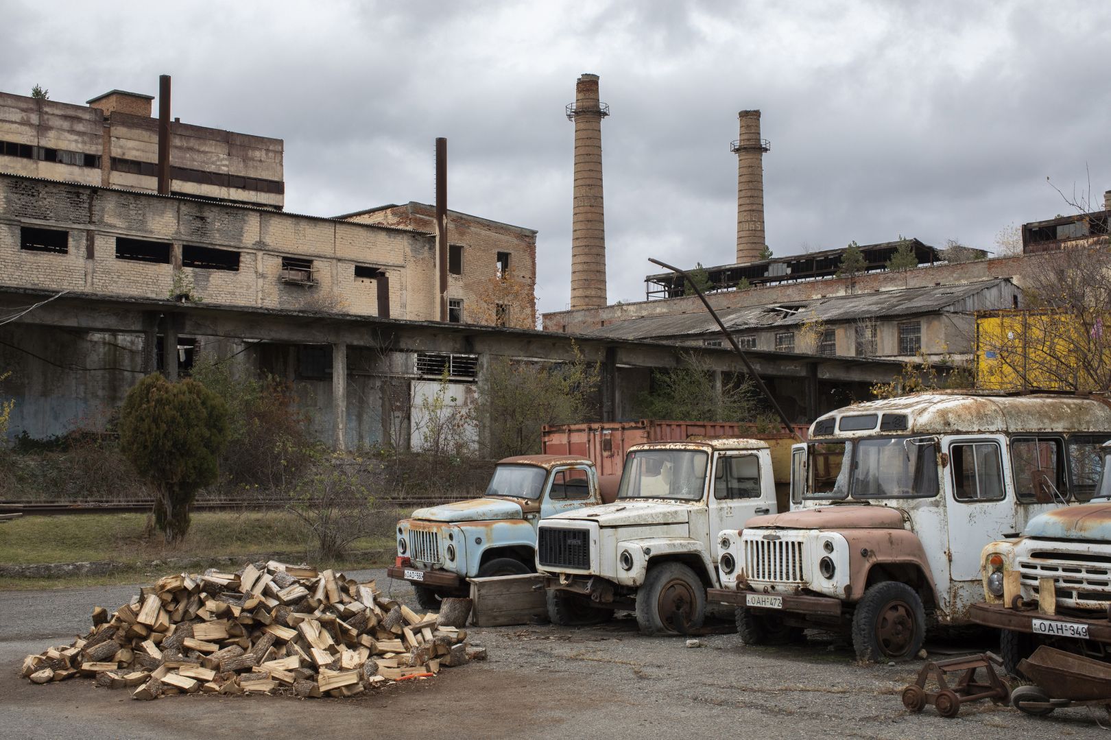 Photographs of abandoned factories and industry in the former Soviet ...