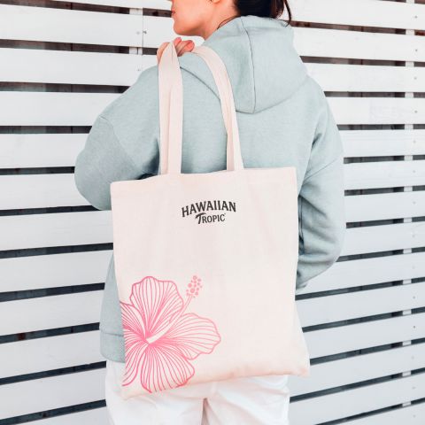 Maddy Vian gives people comfort via her bright and nostalgic ...