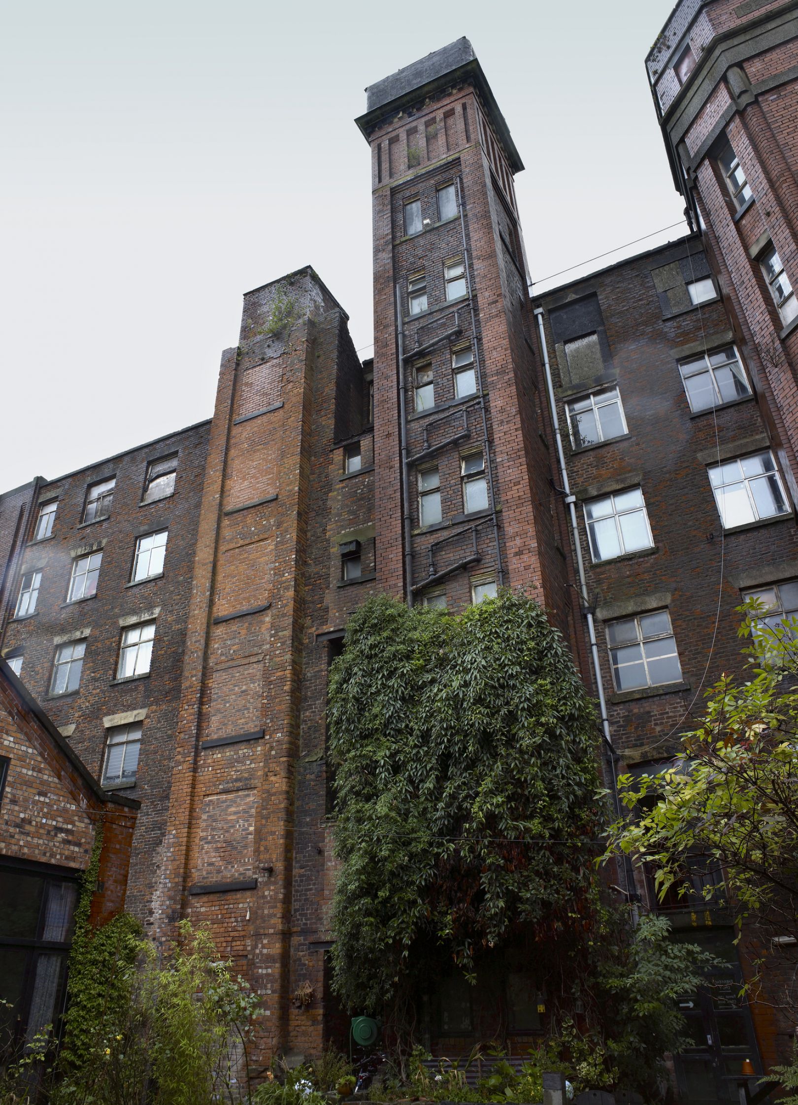 Manchester artist Rachel Goodyear takes us on a tour of her studio at ...