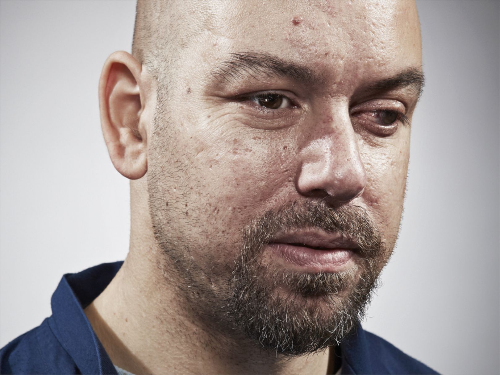 Beautiful emotional portraits of visually impaired workers | Creative Boom