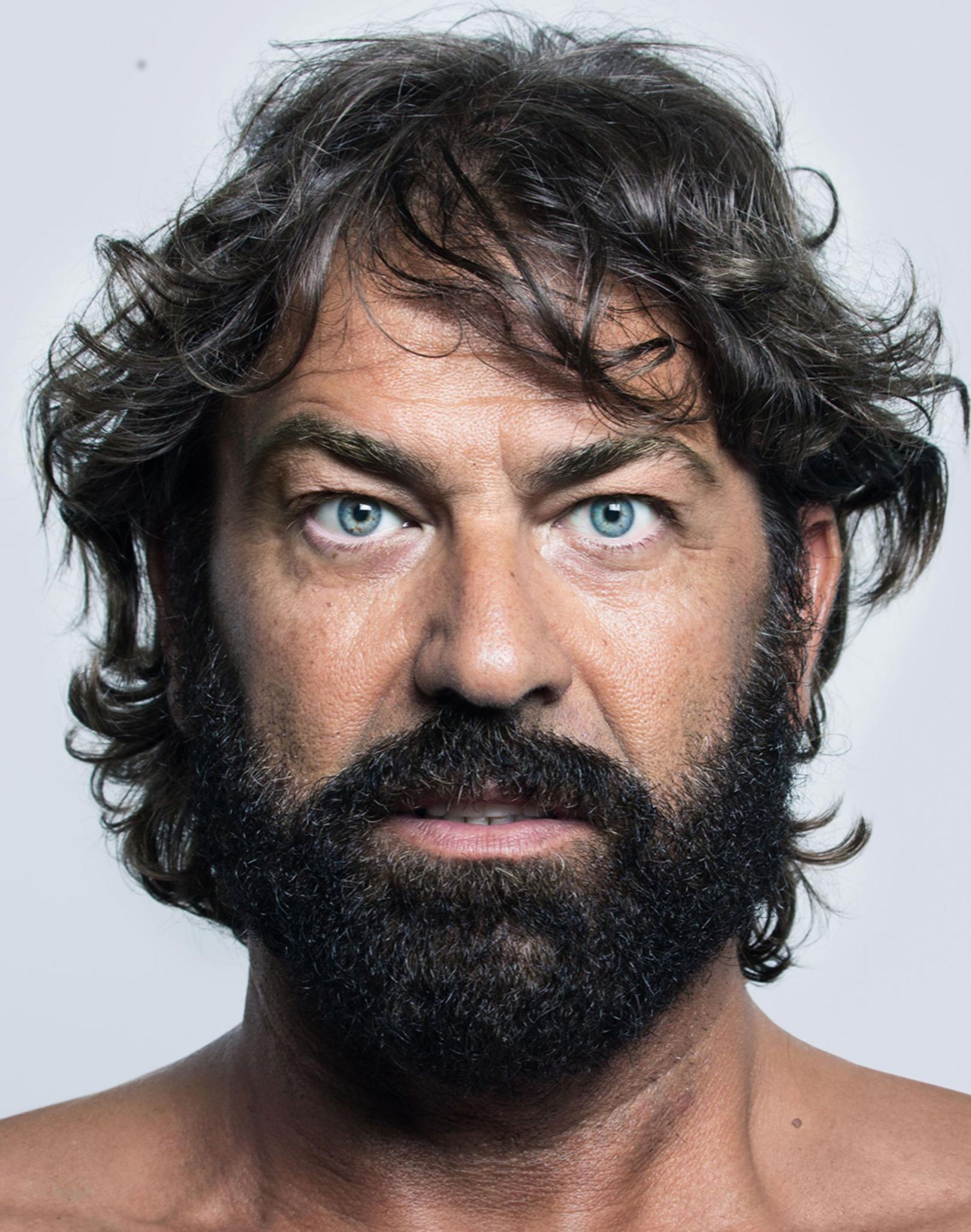 Giuseppe Mastromatteo’s conceptual portrait photography that explores ...