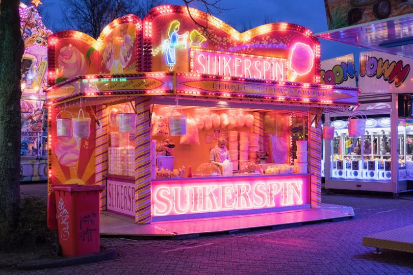 Photographs that document the changing culture of funfairs in the ...