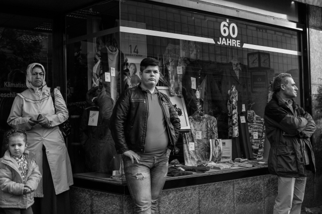 Girls: Luo Yang's insightful portraits reveal a new generation of ...