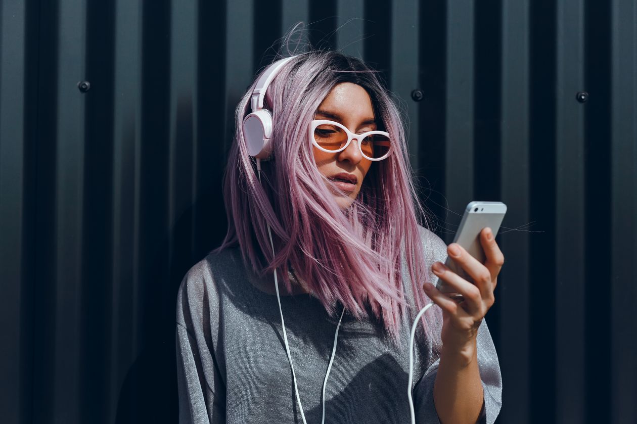 Tokyo's Glow: Photographer Xavier Portela saturates the world's biggest ...