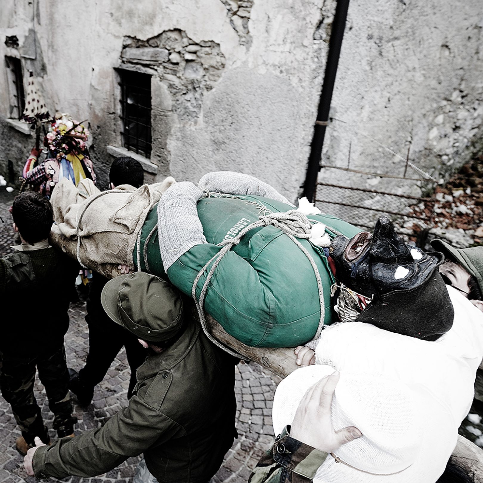 Carnival of the Uncanny: Photographer captures one of the world's most ...