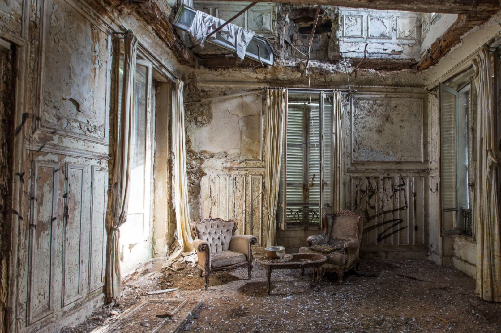 Abandoned France: Magnificent images of France's crumbling and ...