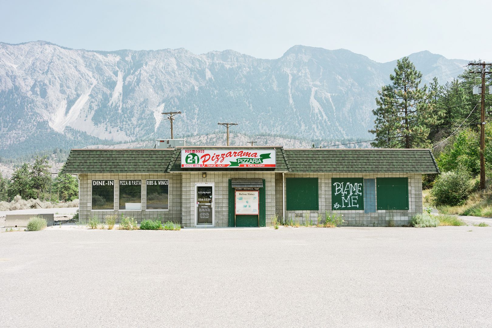 Minimalist yet colourful photographs of Nowhere in Particular ...